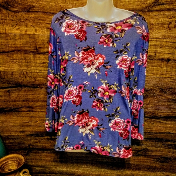 Love Crazy | Tops | Love Crazy Top Size M Boho Floral Bell Criss Cross ...